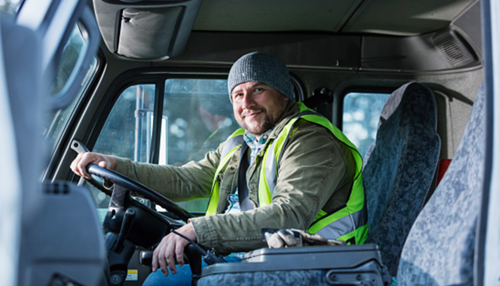 CHÓFER DE TIEMPO COMPLETO (HORARIOS ROTATIVOS)